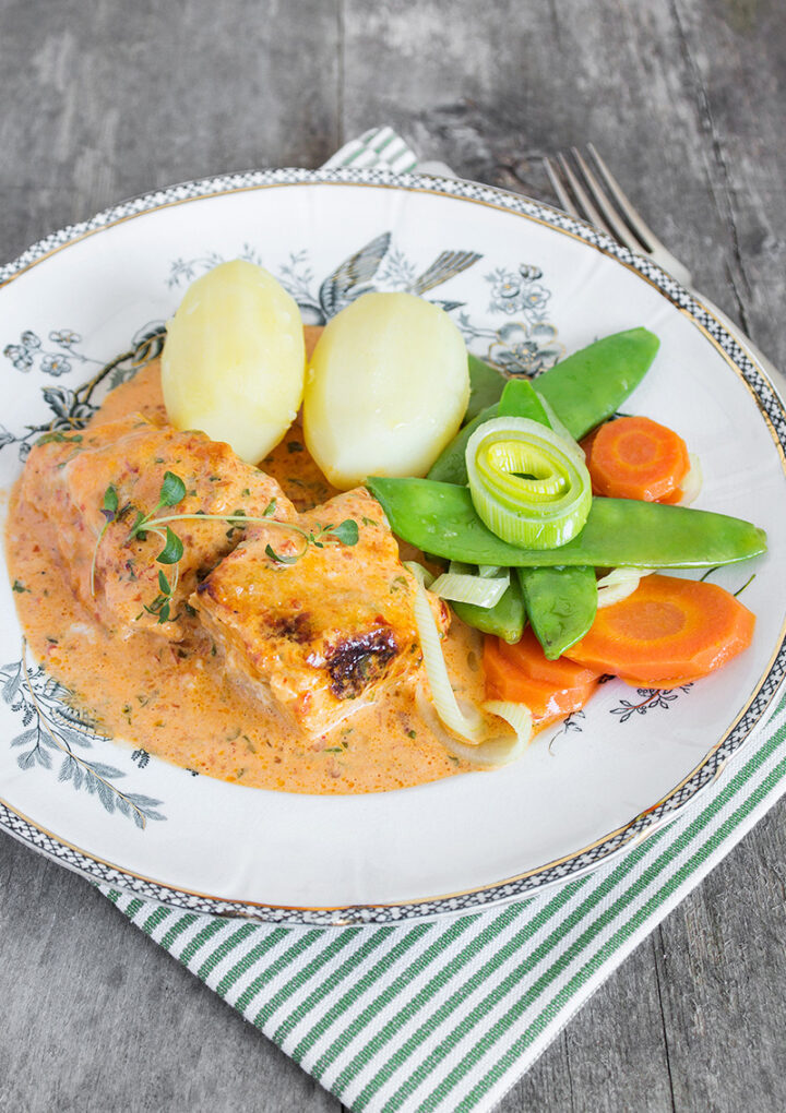 Röd fisk med potatis och balsamicomarinerade grönsaker | Krii's Kitchen